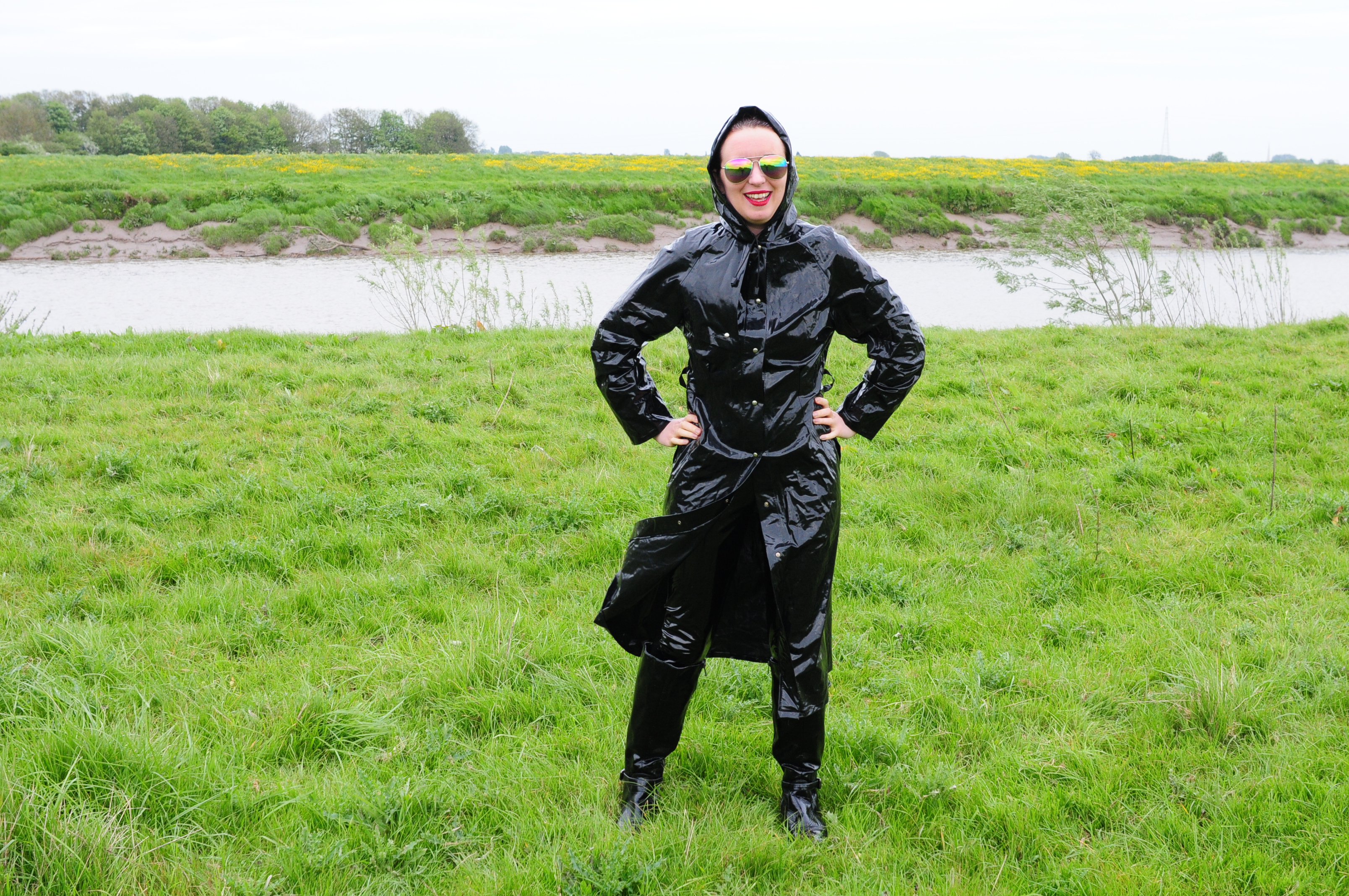 PVC vs PVC in the Mud! - Maude and Honeysuckle get covered in mud in ...